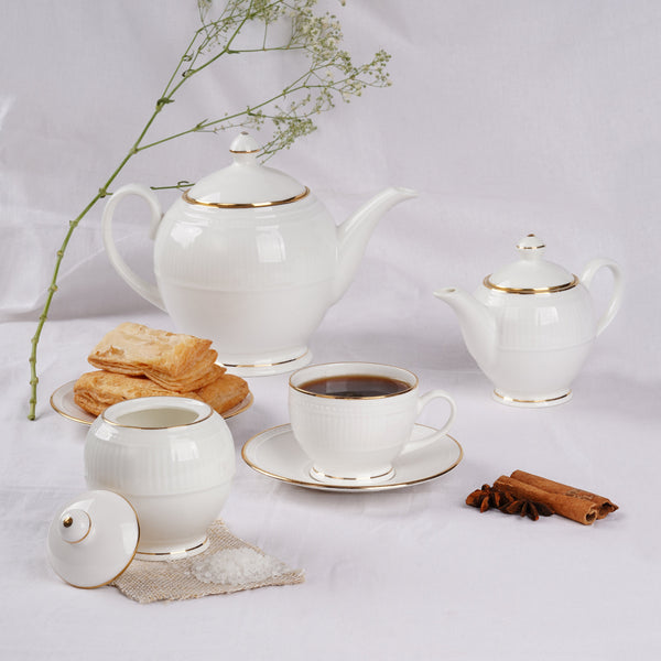 Crown Tea Set in Pure Gold Buy Tea Cups, Cup & Saucer Sets – Dandy Lines by DATA